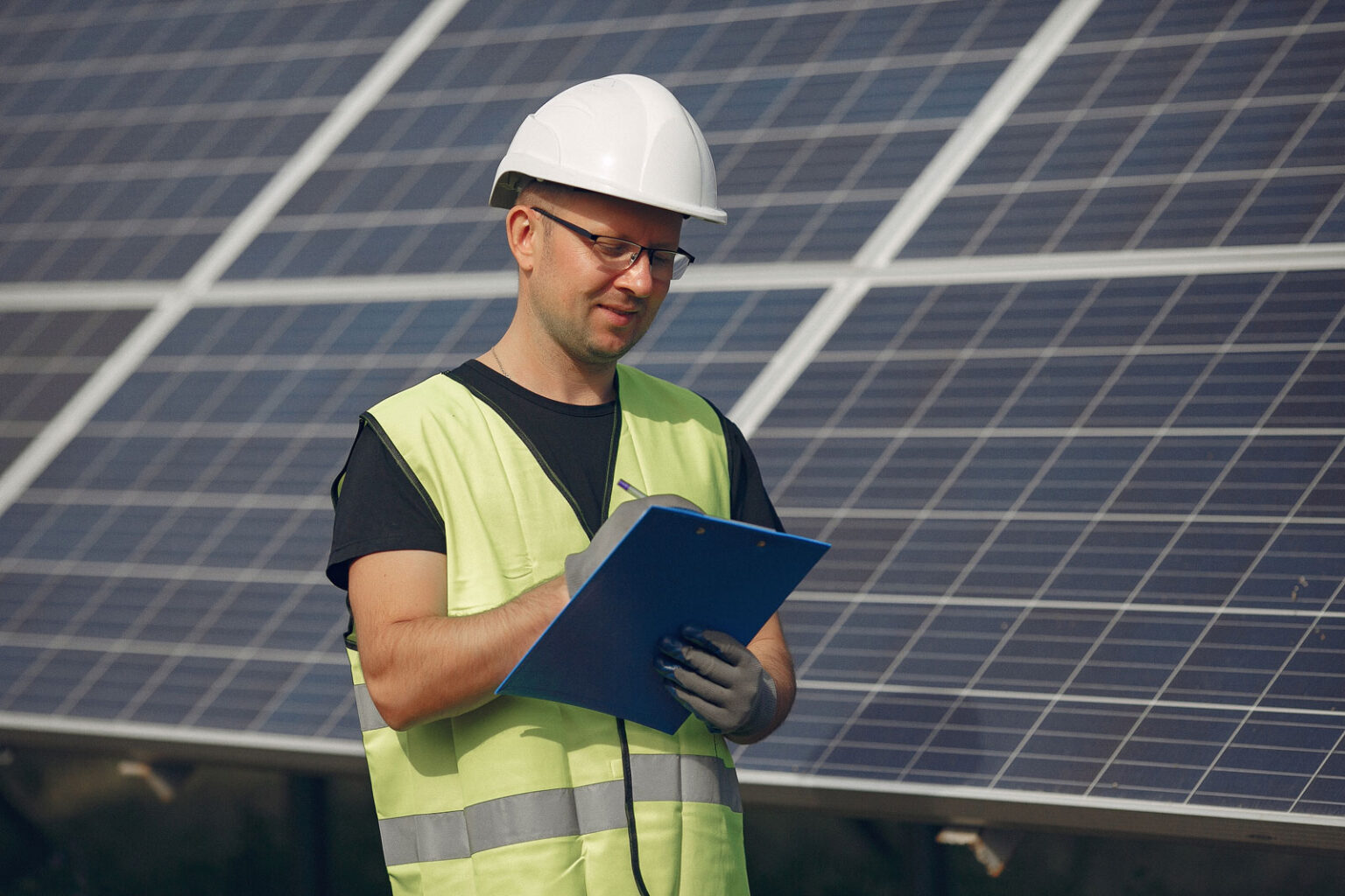 Deltec Solar: Tailored Commercial and Industrial Solar Energy Solutions ...